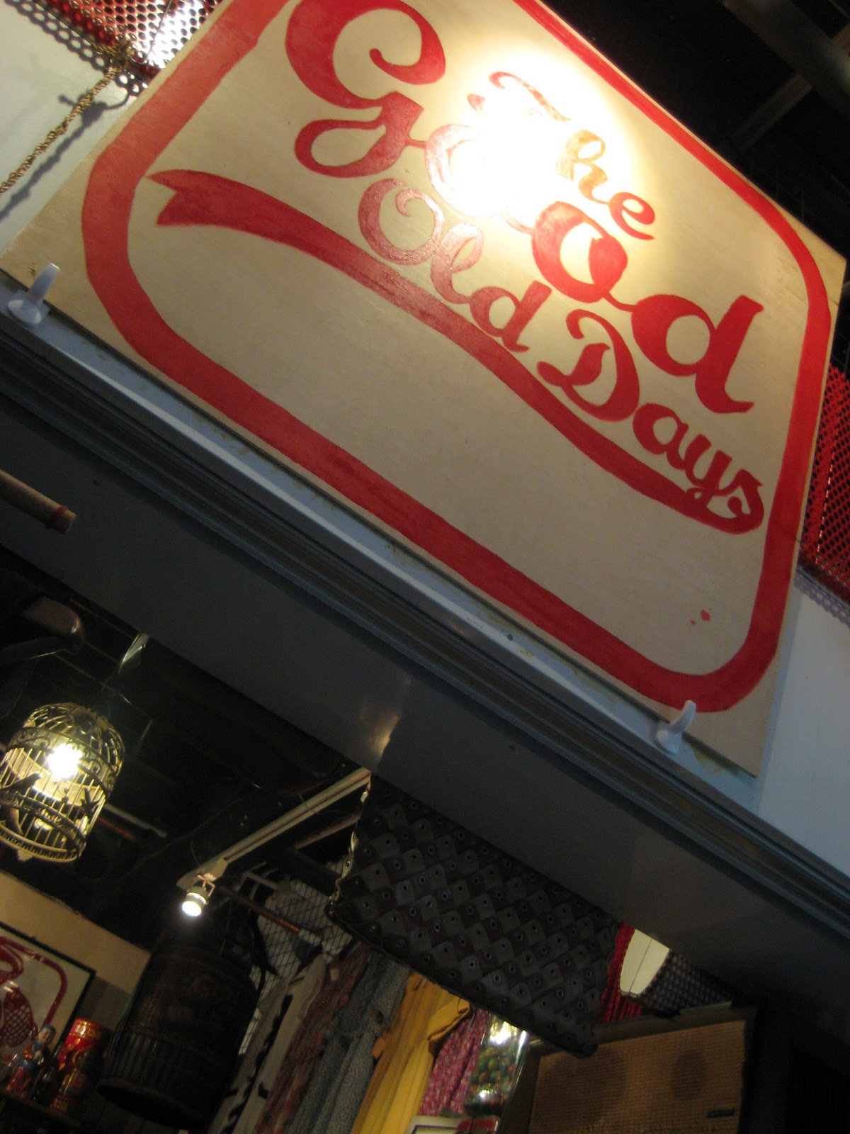 Bonjour Singapore: Fashion blog with a focus on Asia: Vintage shopping ...