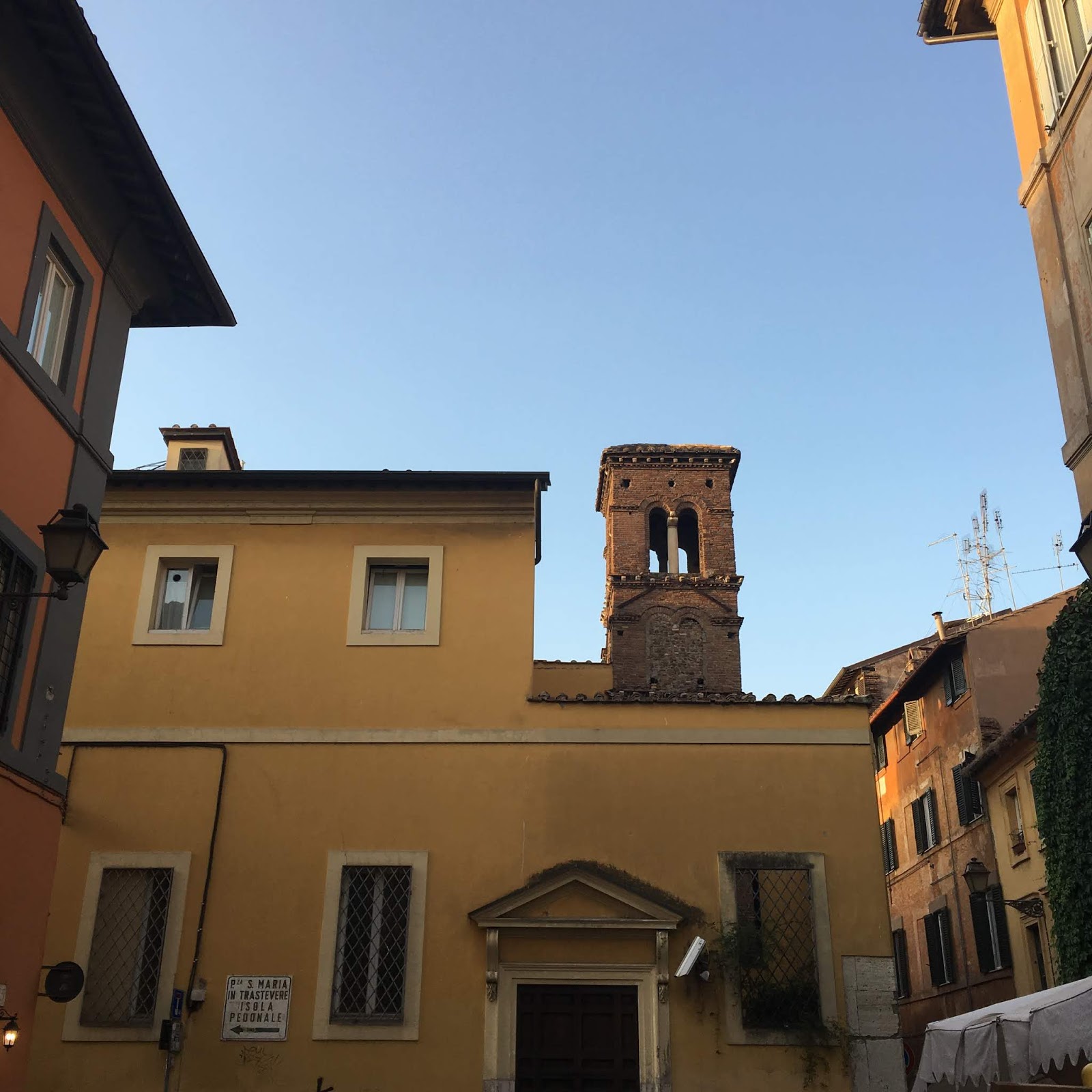 Rerum Romanarum: Piazza di Santa Rufina