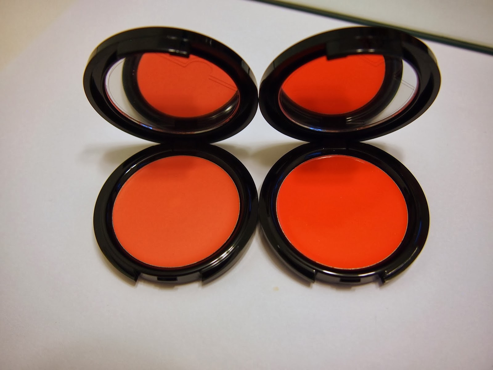 My Beauty Box: New Make Up Forever HD Blushes, Review and Swatches