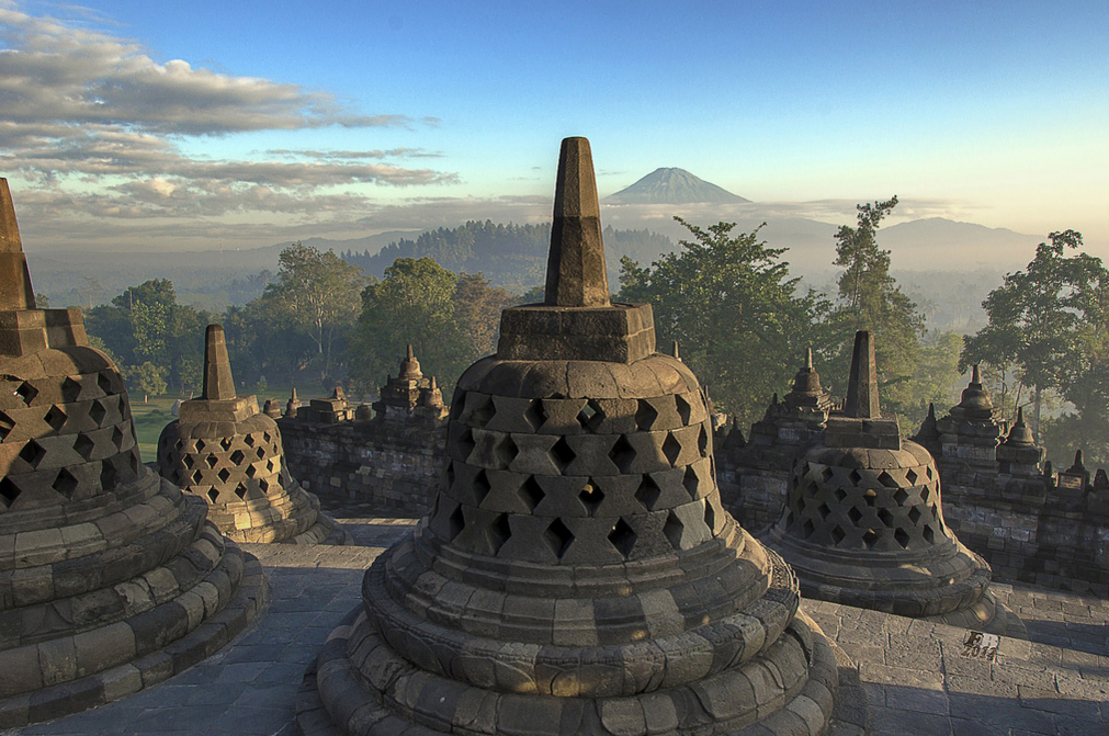 Borobudur Temple, Indonesia (with Map & Photos)