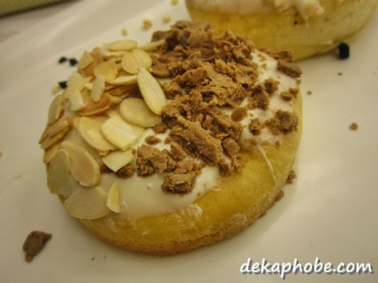 Baked Not Fried: Pan de Manila's Pan de Donuts