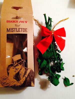 Botanical Accuracy: Trader Joe's Real Mistletoe: a study in realness