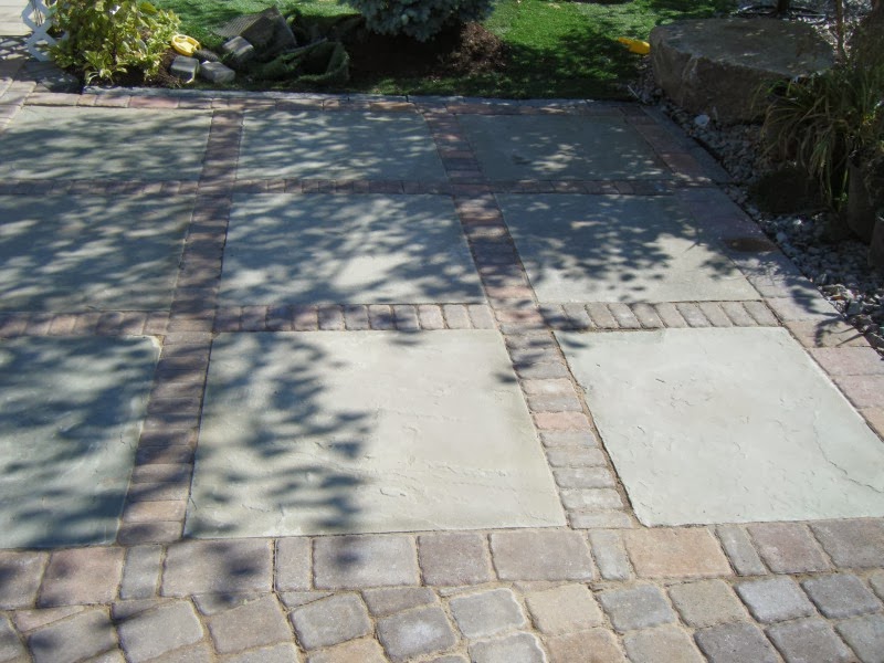 Custom Stoneworks & Design Inc.: Flagstone/Bluestone mixed with Brick ...