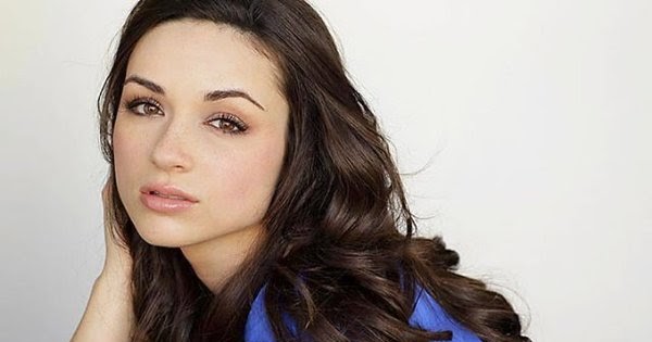 Crystal Reed Wiki, Biography, Dob, Age, Height, Weight, Affairs and More