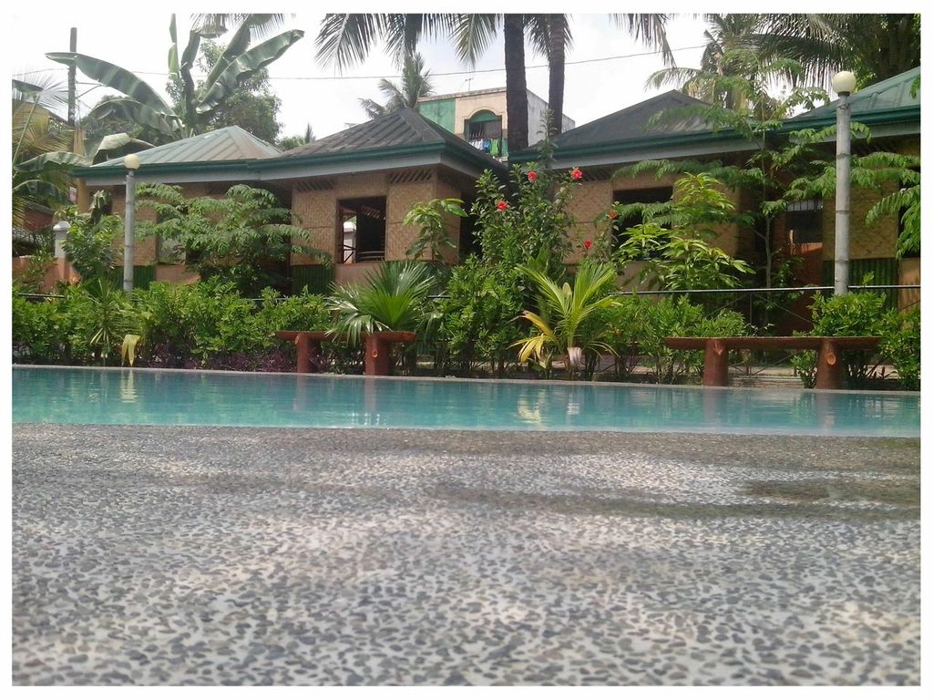 Albeano's Trail Blog: Villa Nica Mountain View Lodge