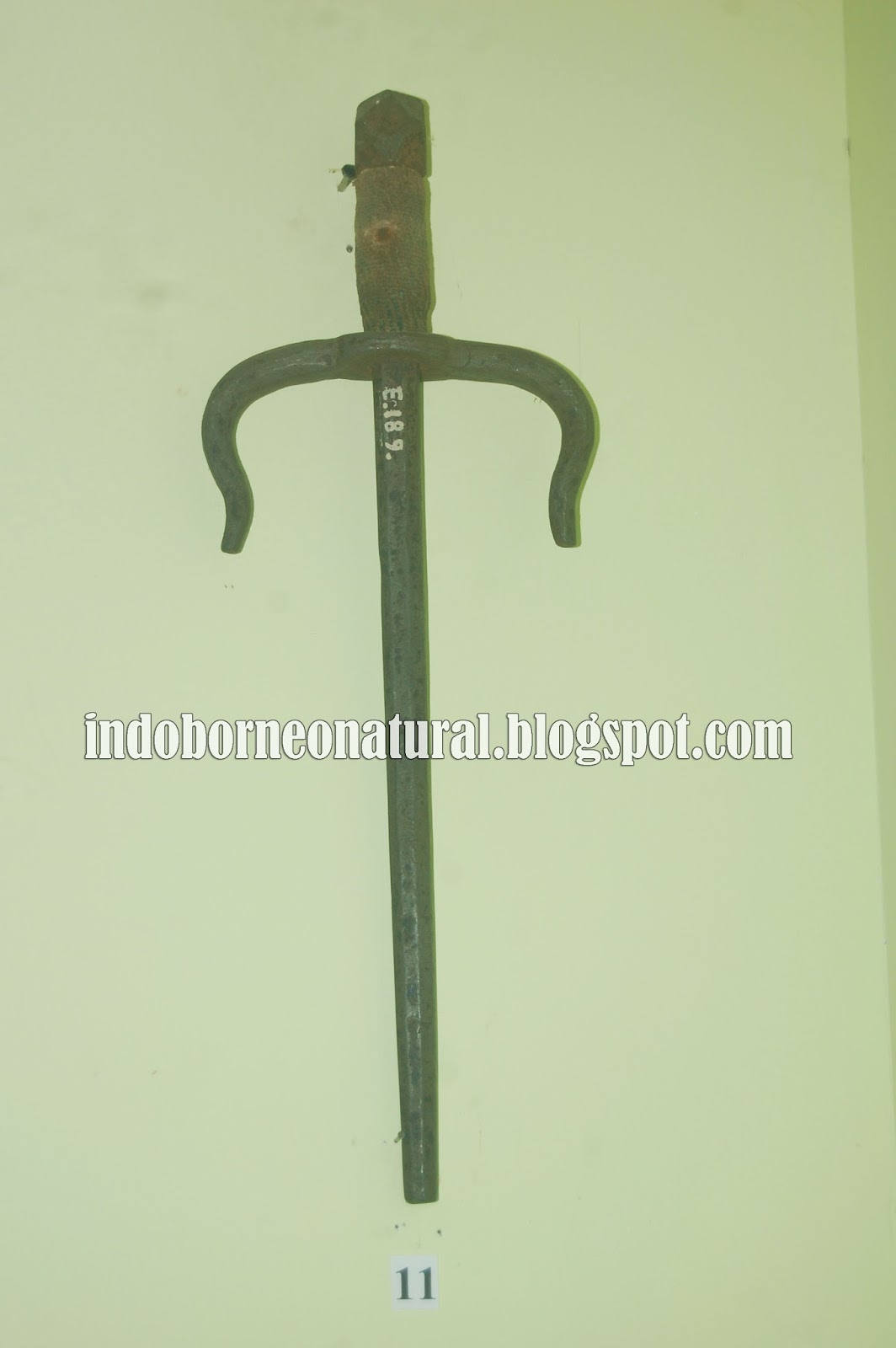 SENJATA TRADISIONAL (THE TRADITIONAL WEAPON) YANG PERNAH ADA DI ...