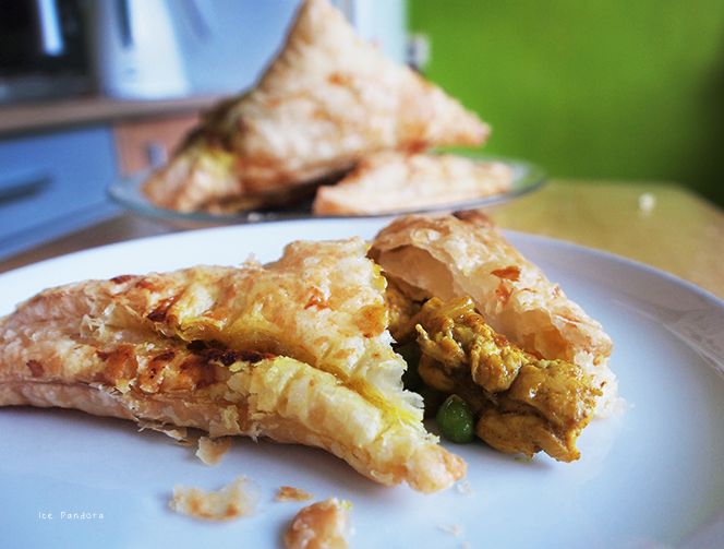 Food in Process: curry triangle puff