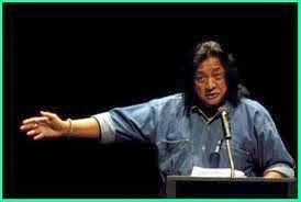 Tokoh Sukse Dunia: Biografi WS Rendra – Penyair dan Sastrawan Indonesia