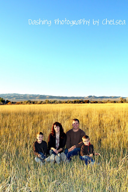 The Dashing Blog Spot: Fecht {Family Photos}