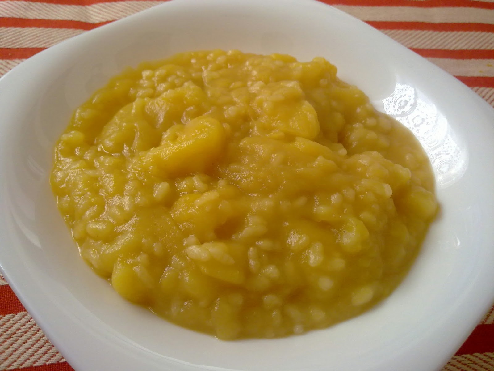 El Piquito de Oro ____: Patatas Estrujadas con Arroz al caldo de Jabalí