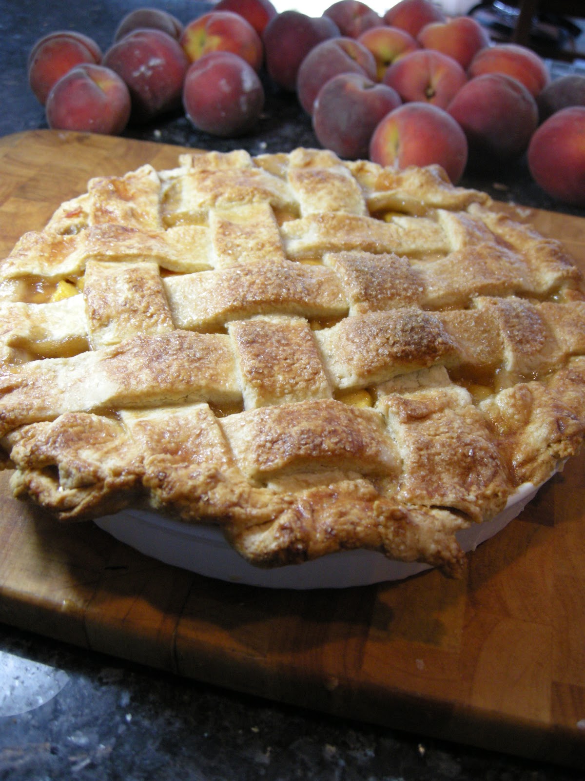 Kitchens Are Monkey Business: Rosie Makes A Georgia Peach Queen Pie.