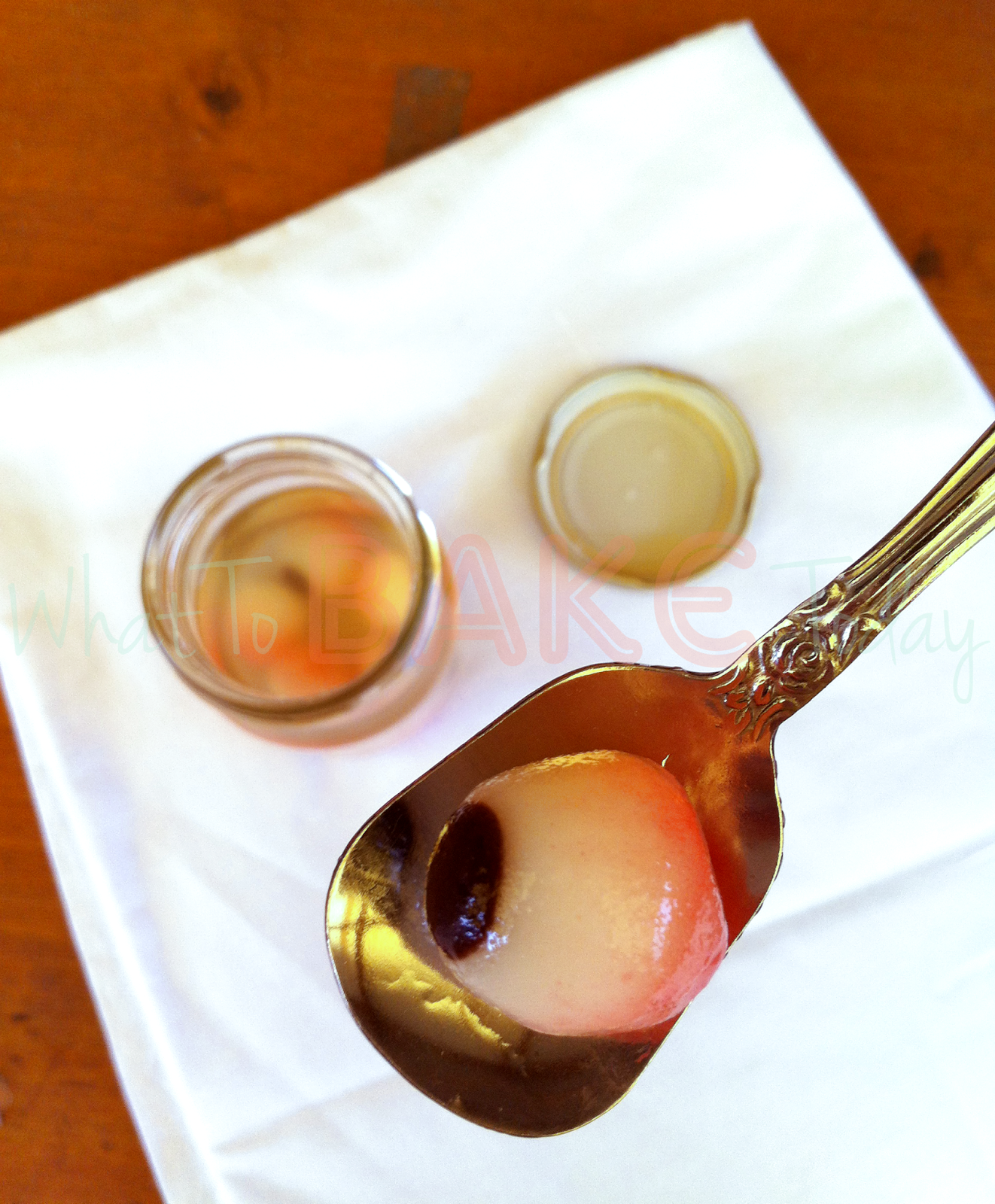 What To Bake Today: Realistic Looking Eyeballs Dessert (Halloween)