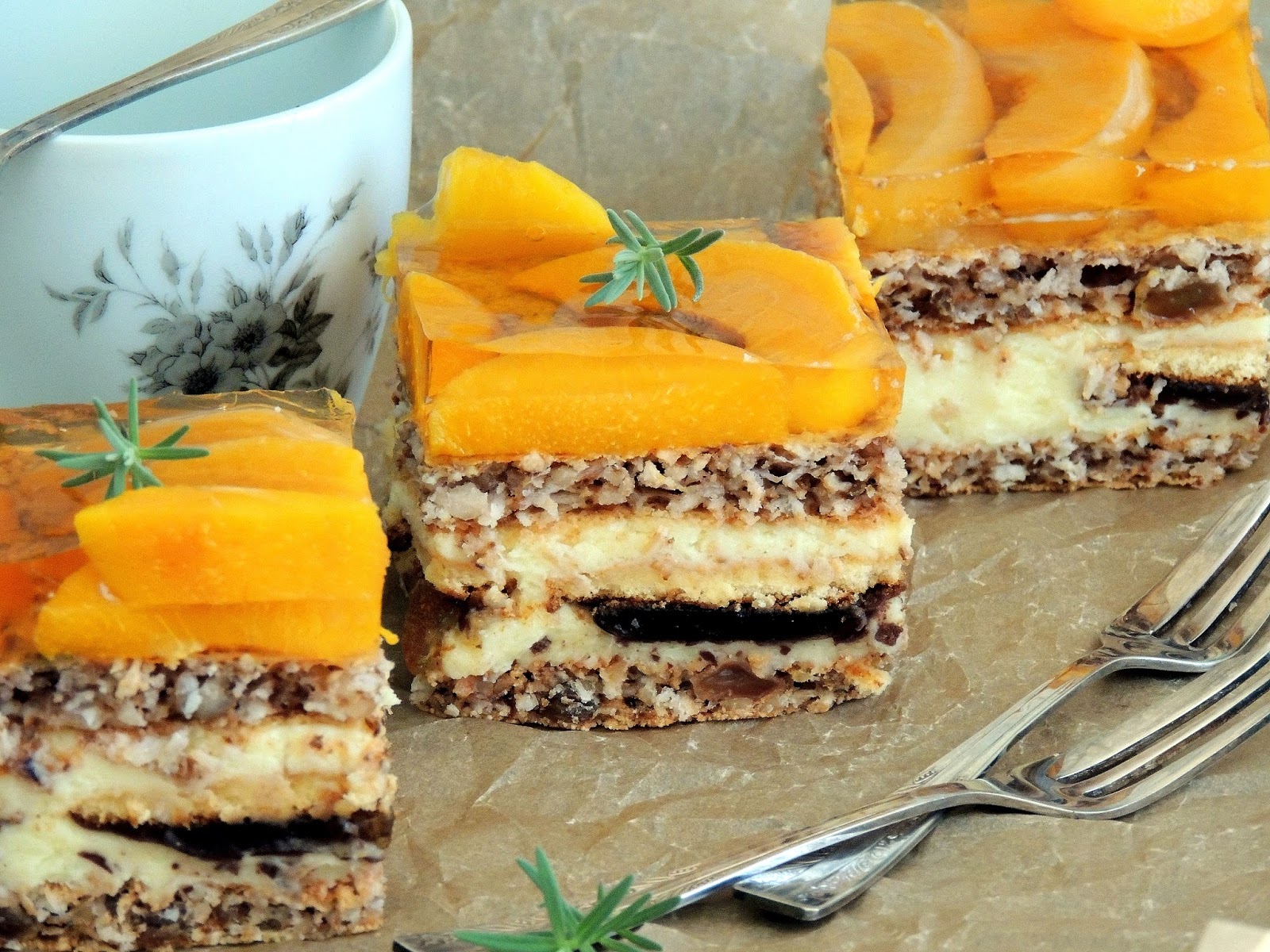 Aneta NaPodBeskidziu: Kora dębu / Kora orzechowa