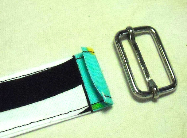 Sid's In Stitches: How to Make an Adjustable Strap