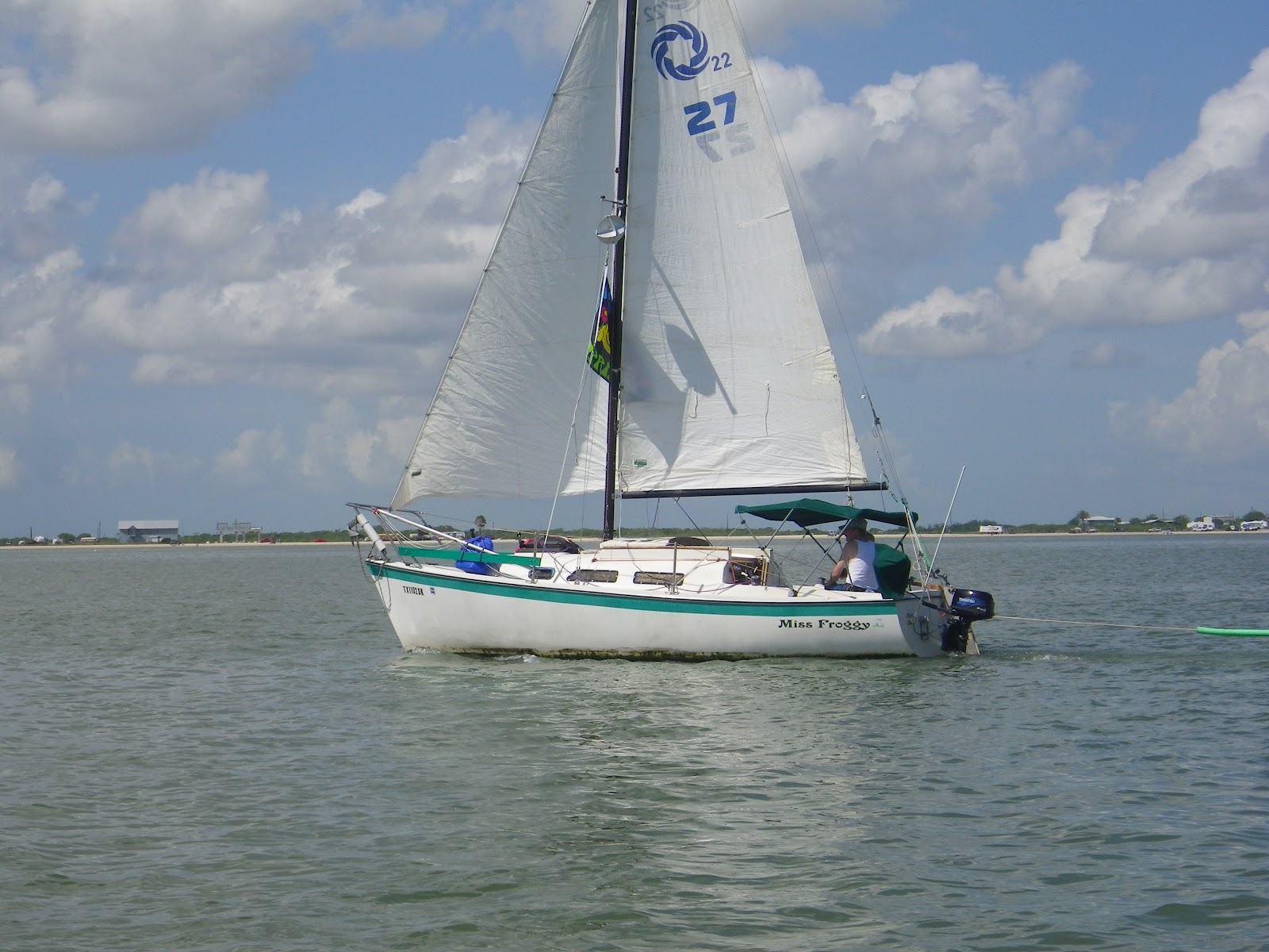 Sailing My Starwind 22