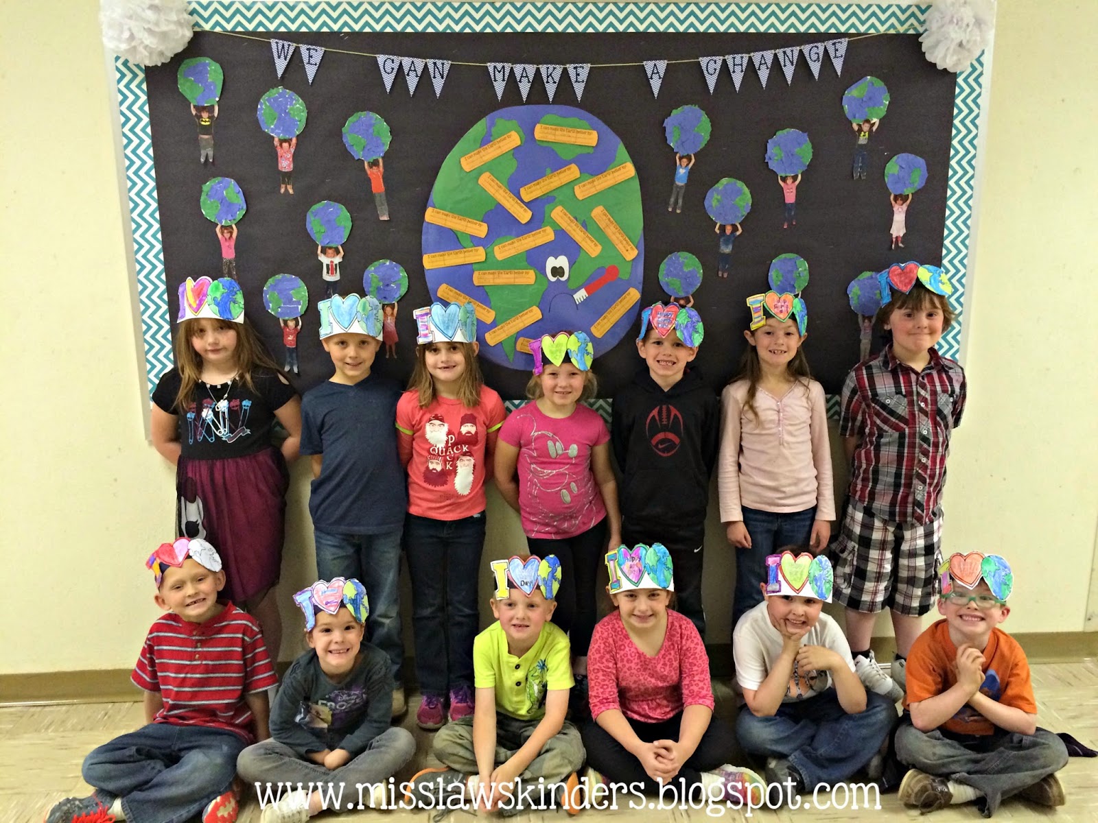 Miss Law's Kinders: Earth Day Unit-{Day #3: Getting Digital & a FREEBIE!}