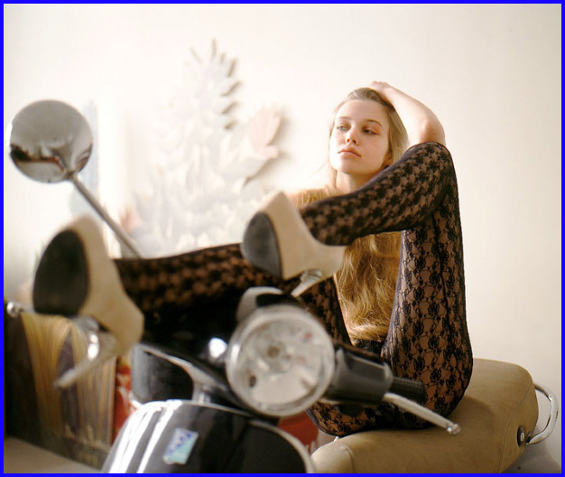Motoblogn: Black Lace Stockings Vespa Pin-Up