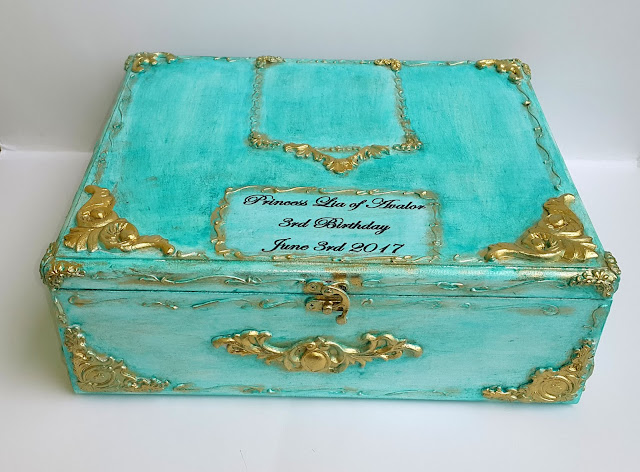 Martinel: Turquoise box