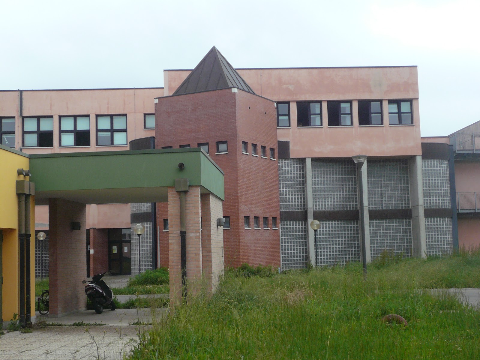 Vino Cucina Ingegneria: Ingegneria 4 : EDIFICI SCOLASTICI