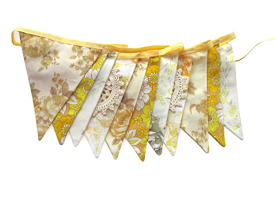 Merry-Go-Round Handmade: This week my Yellow Vintage / Lace Bunting ...