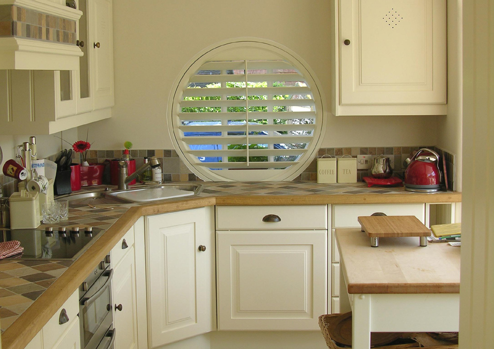Lifestyle Shutters: Shutters for all shapes
