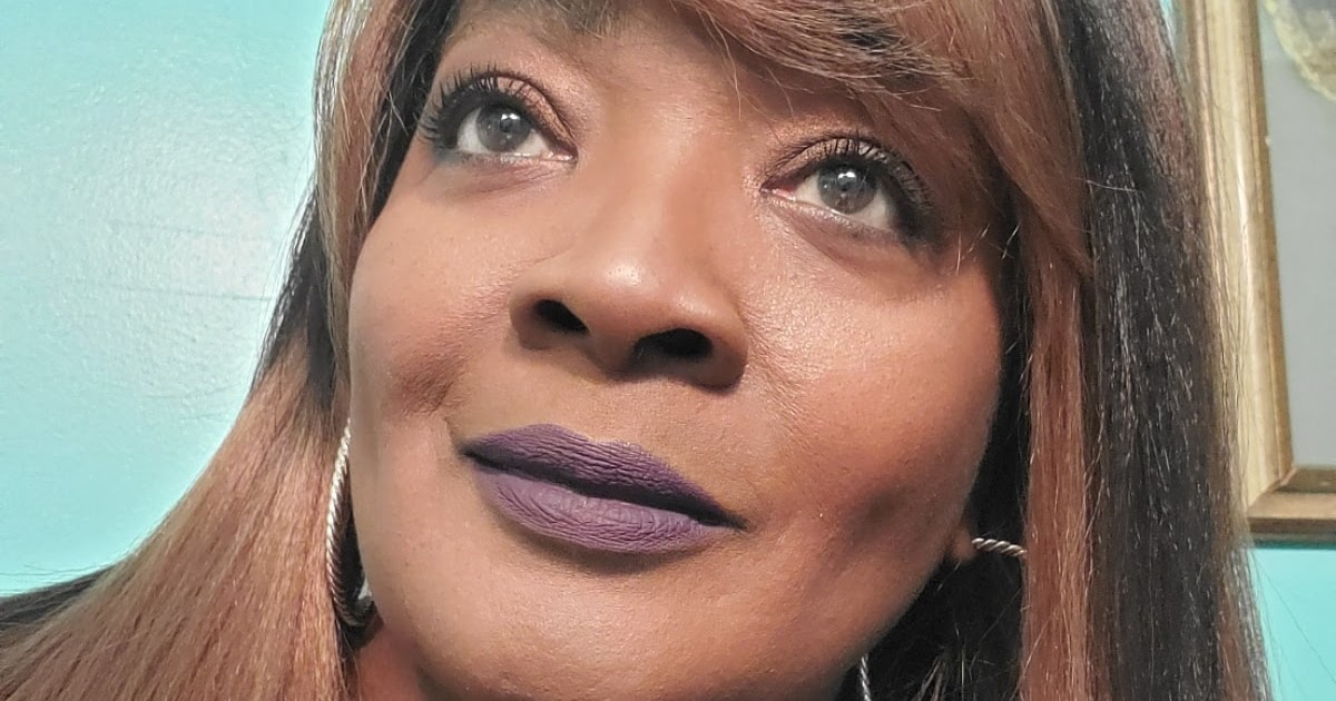 The Indie Review: Indie Review welcomes Renee Foster of Renegade PR