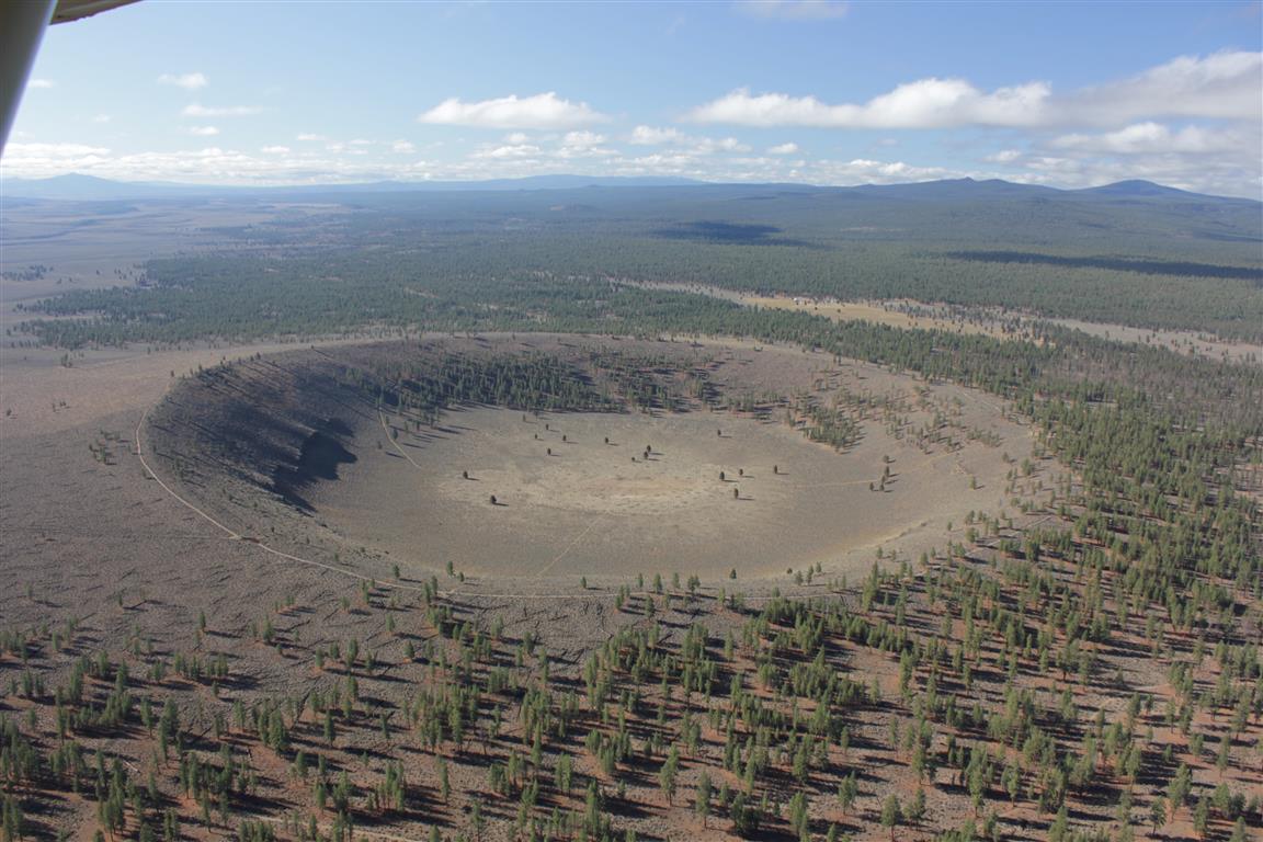JG's Flying/Roadtrip USA 2013: 'Fort Rock' and 'Hole in the Ground'