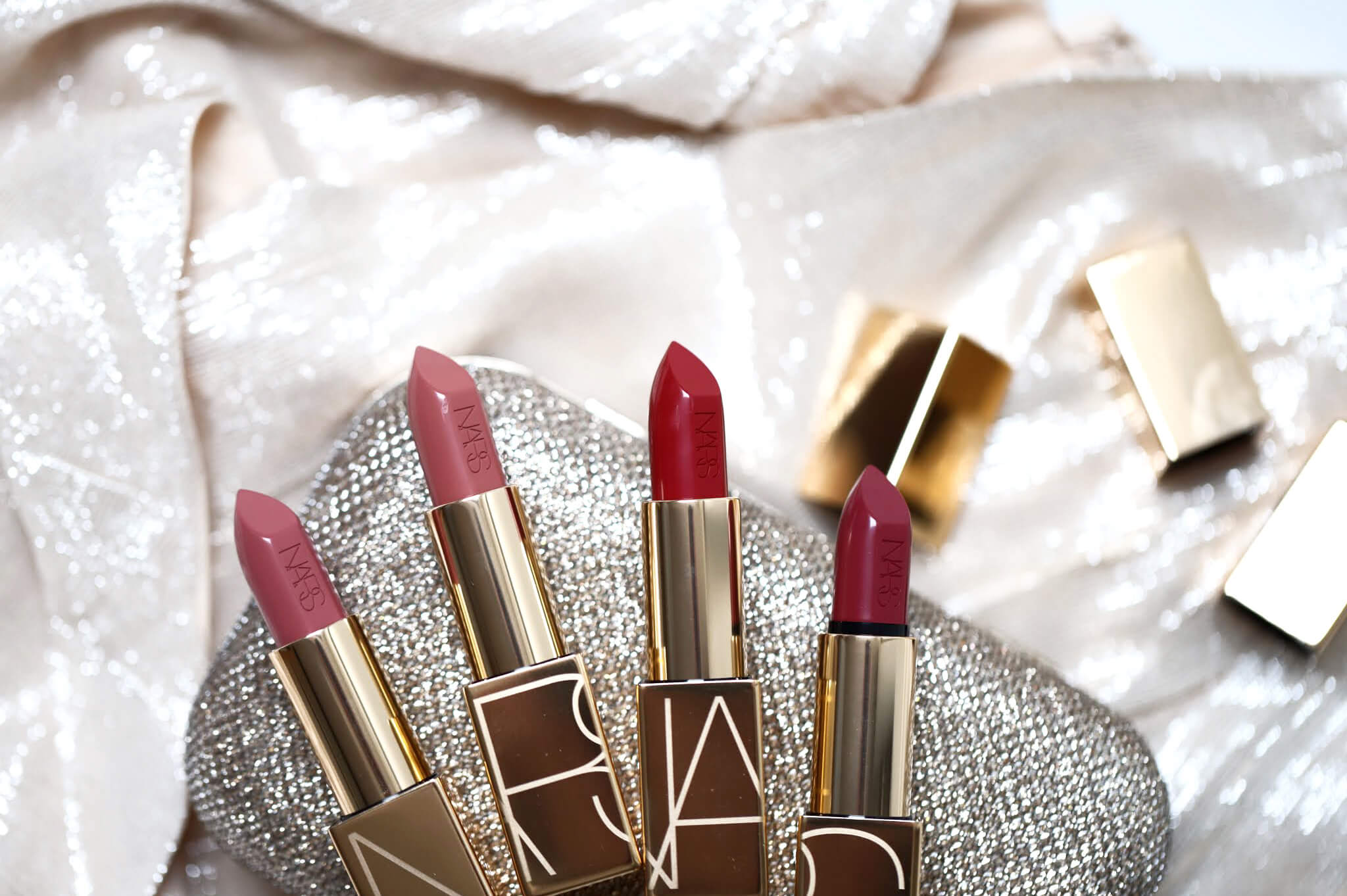{idée Cadeau de Noël} : NARS VIP Audacious Lipstick ! | kleo beauté