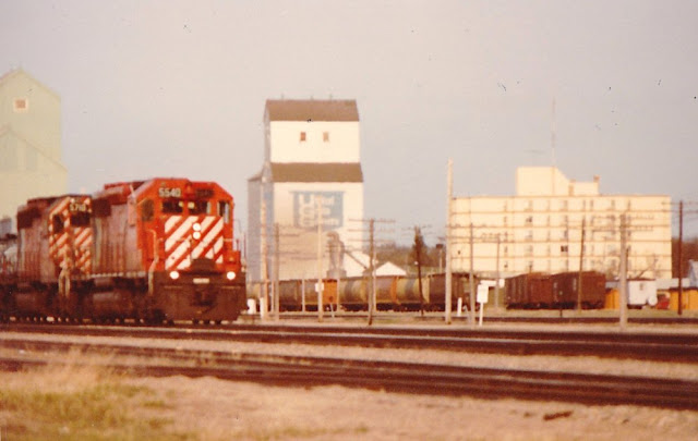 Trackside Treasure: CN One-Car Derailment at Portage, 1983