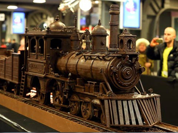 Homebuildlife: Chocolate train by Andrew Farrugia
