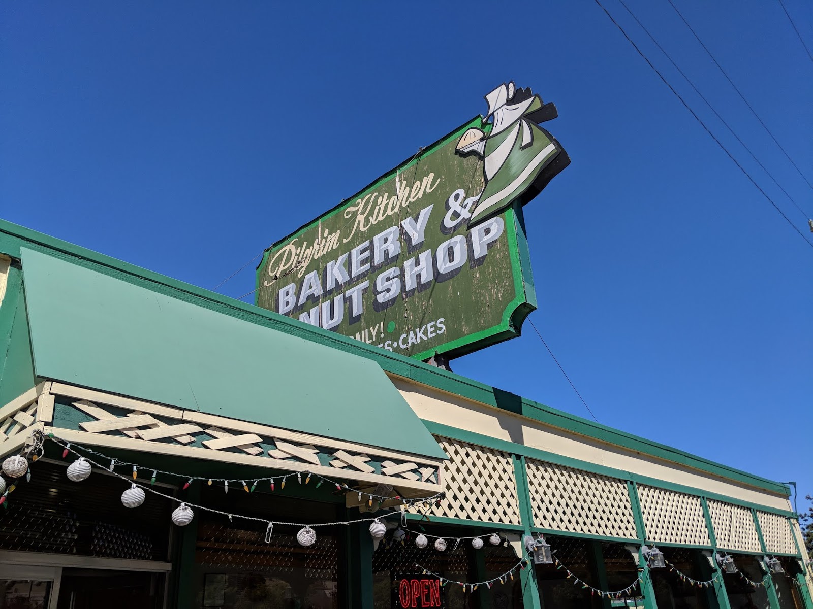 Belmont CA: Pilgrim Kitchen Bakery and Donut Shoppe
