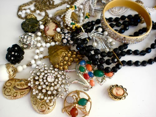Enjoy Antique Jewelry | thrifty boutique jewelry