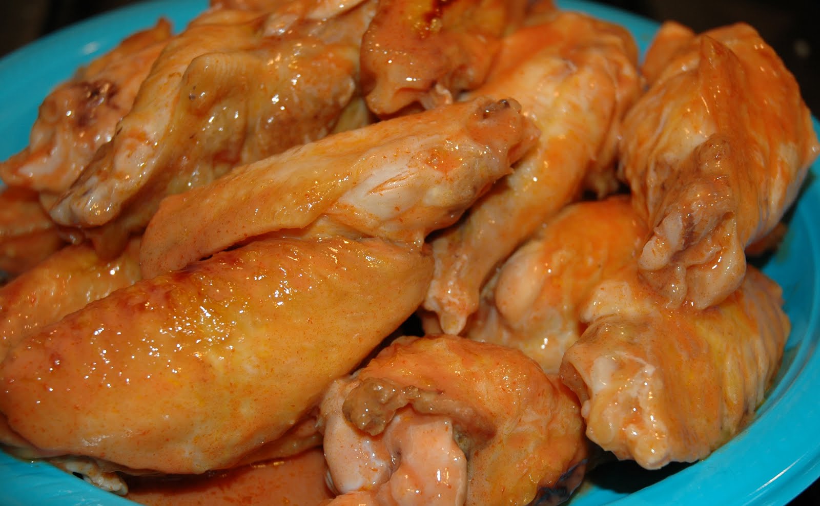 DeLish DeMaria: It's WINGS-Day again... Broiled Buffalo Wingettes