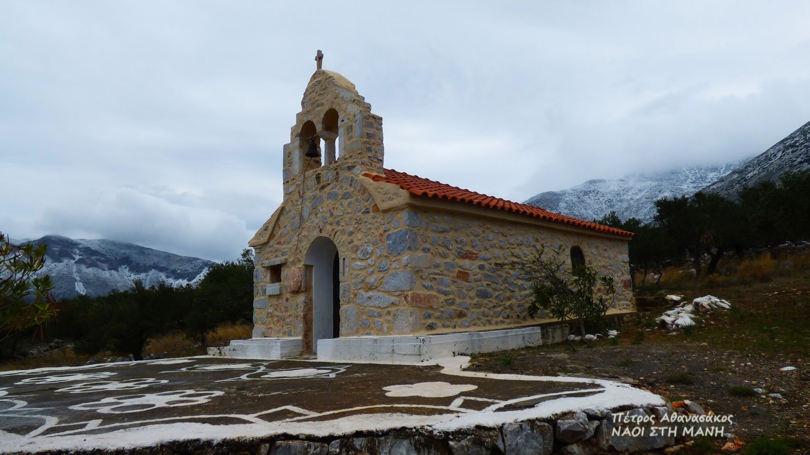 ΝΑΟΙ ΣΤΗ ΜΑΝΗ: ΠΥΡΓΟΣ ΔΙΡΟΥ (ΑΓ.ΝΙΚΗΤΑΣ)