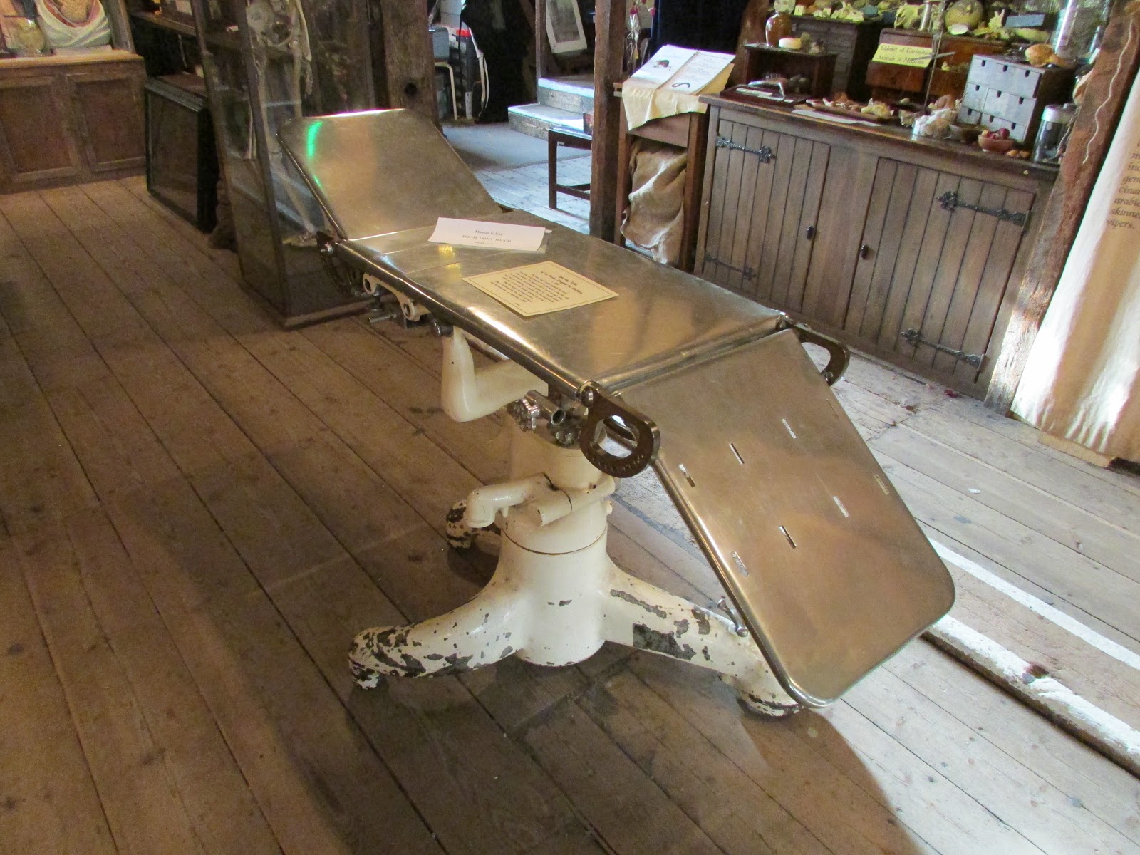 Elles and Belles: The Old Operating Theatre