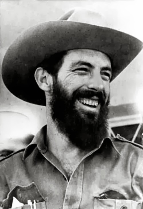 cubaninsider: Topical and Iconic Snapshots of Cuba