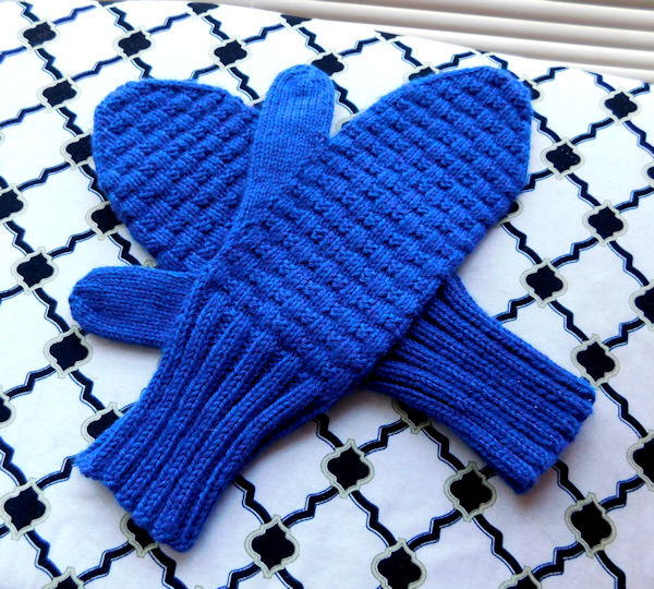 Bead Knitter Gallery: Blue Mittens