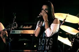 HOT METAL Bands: UNSIN powerhouse vocalist Christina