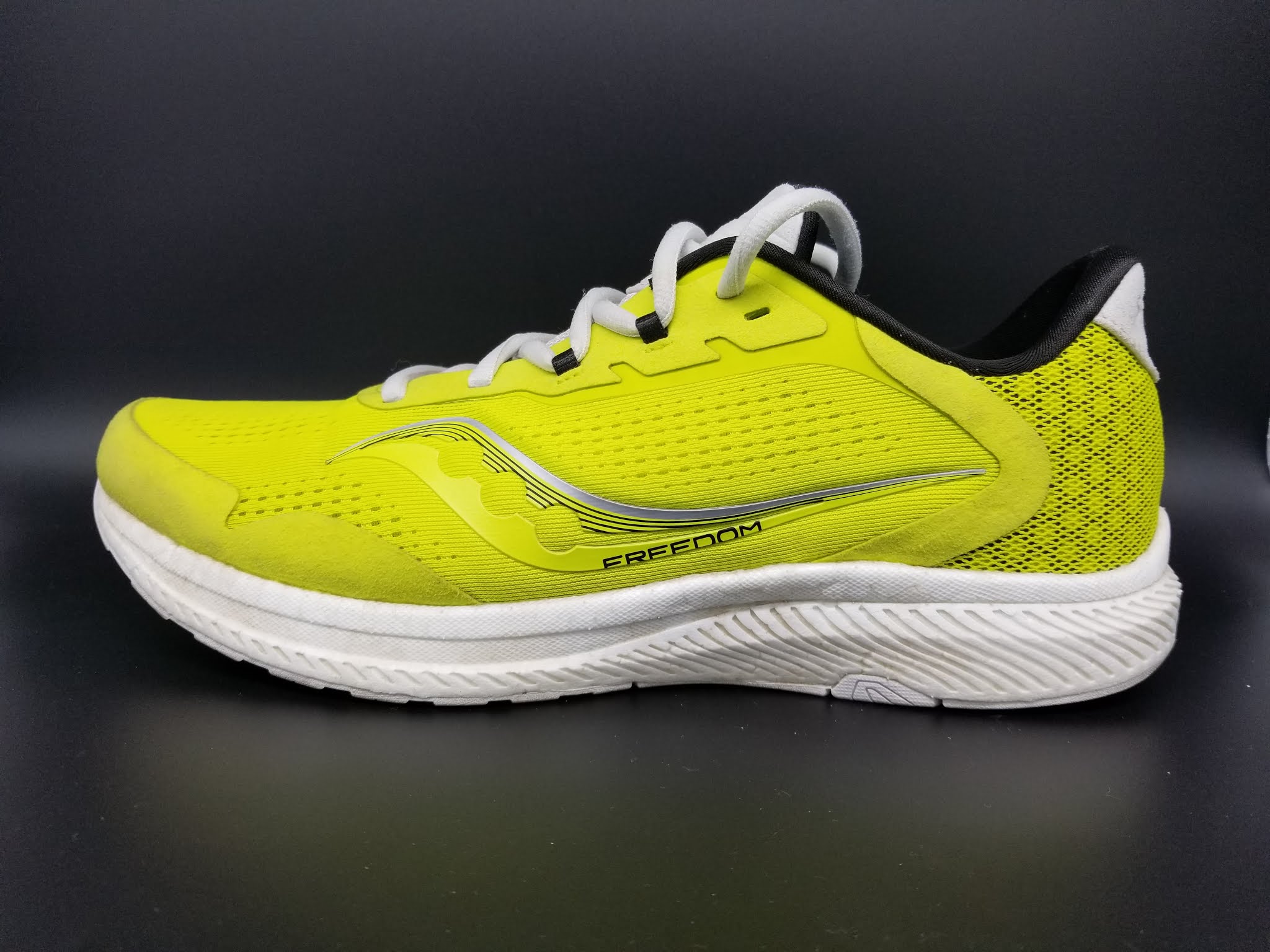 Saucony Freedom 4 Multiple Tester Review - DOCTORS OF RUNNING