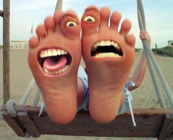 Mast Funny Wallpapers: Amazing Funny Feet Face Picture 2013