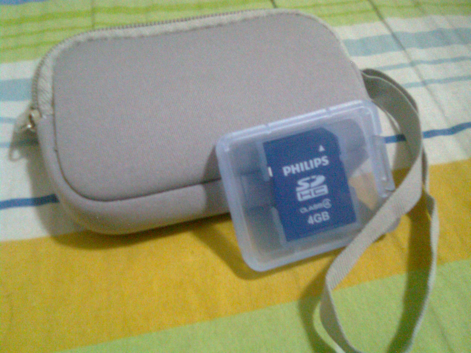 Optional Perspective: Unboxing of HP s300 Digital Camera