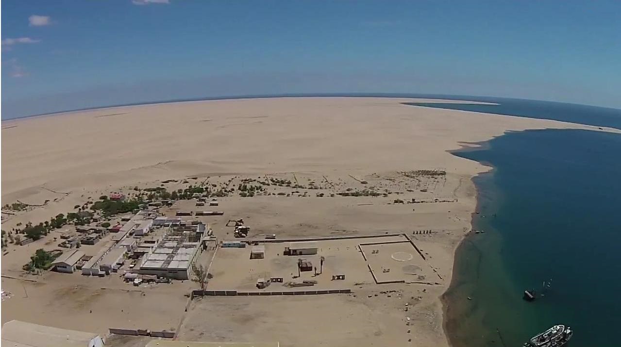 tropicalia: " Angra das Aldeias, Porto Alexandre, Tômbwa, Angola"