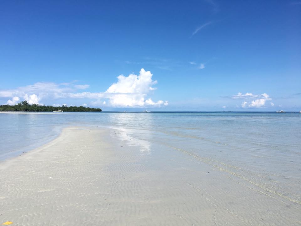 Matahum Beach Mangingisda