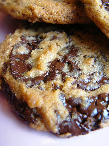 Bon Appetito!: Gooey Chocolate Chip Cookies