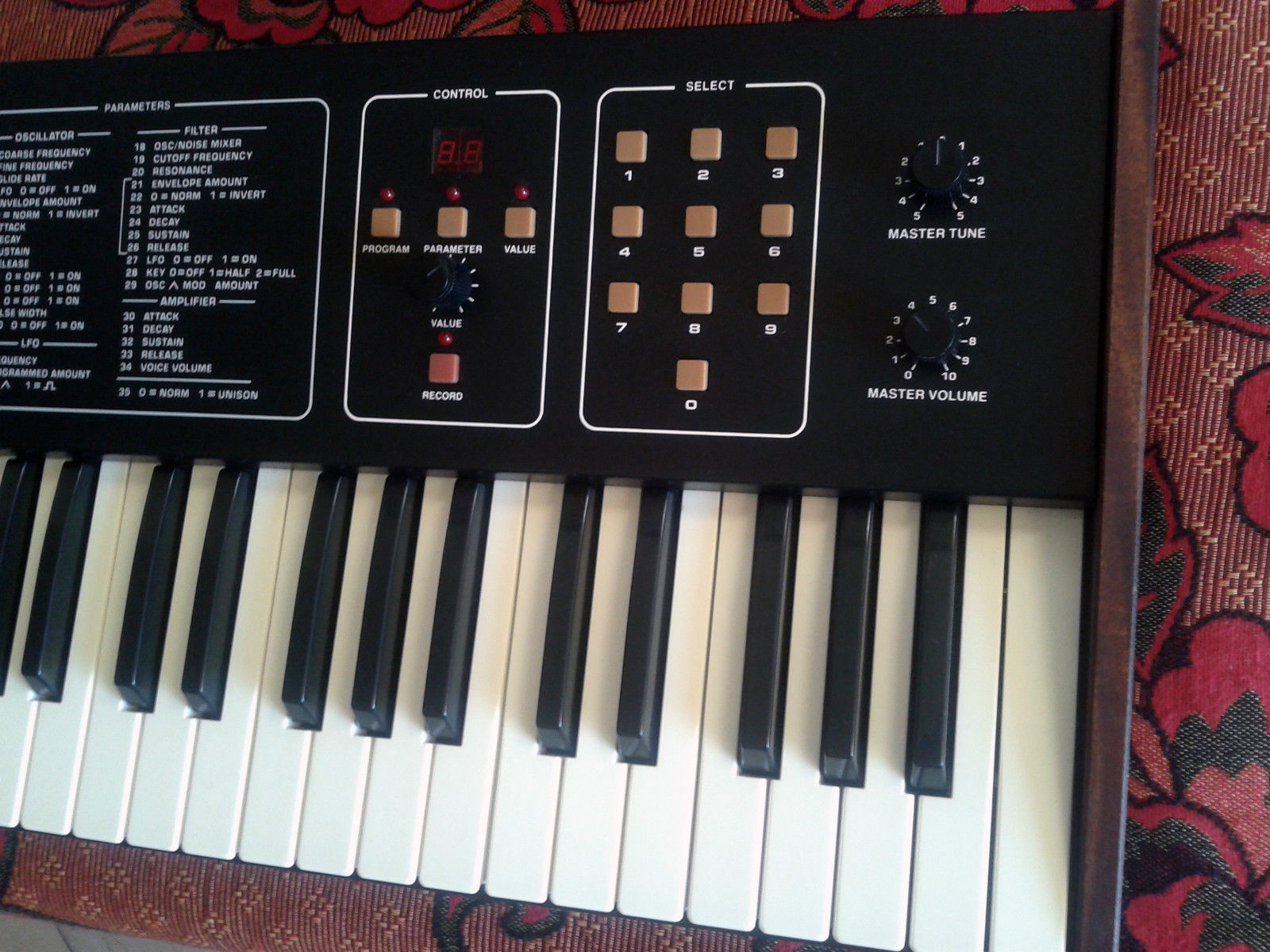 MATRIXSYNTH: Sequential Circuits SixTrak Vintage Analogue Synth MIDI ...