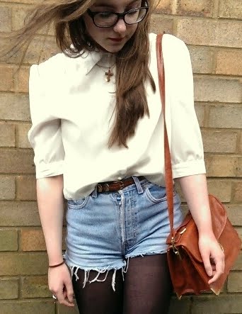 The Typical Aquarius | Style and Fashion Blog: Bit of Vintage - OOTD