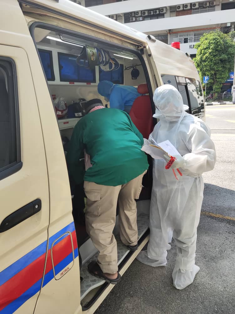 Sebahagian kaunter Balai Polis Sentul ditutup pagi tadi, tetapi Lelaki ...