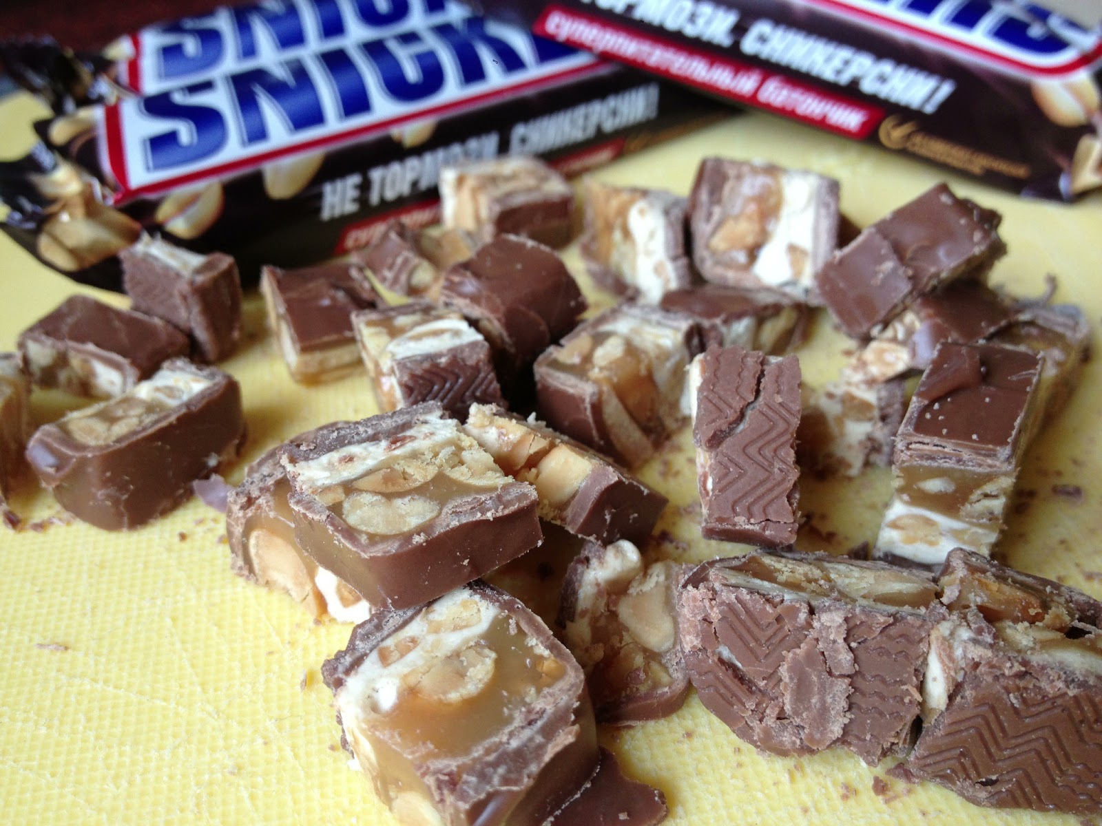 Sister Spoon: Snickers Ice Cream Pie