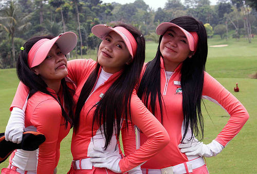 Gaji dan Tips Caddy Golf Memang Unik - simulasi kredit