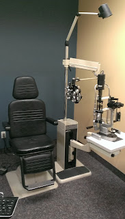 Optometrist Examination Chair - Gallery Blitz
